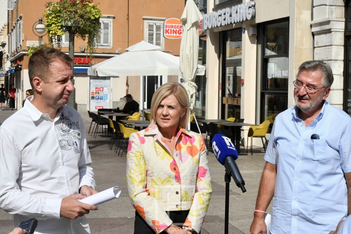 Boras Mandić, Rinčić, Popović: Aktualna politika vodi Zračnu luku ...