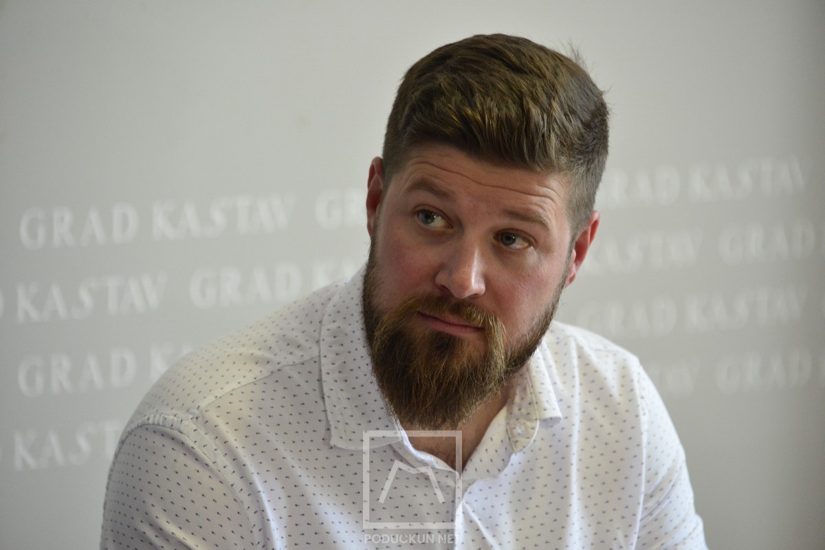 Gradonačelnik Kastva Matej Mostarac: Sretan sam što s PGŽ-om radimo na ...