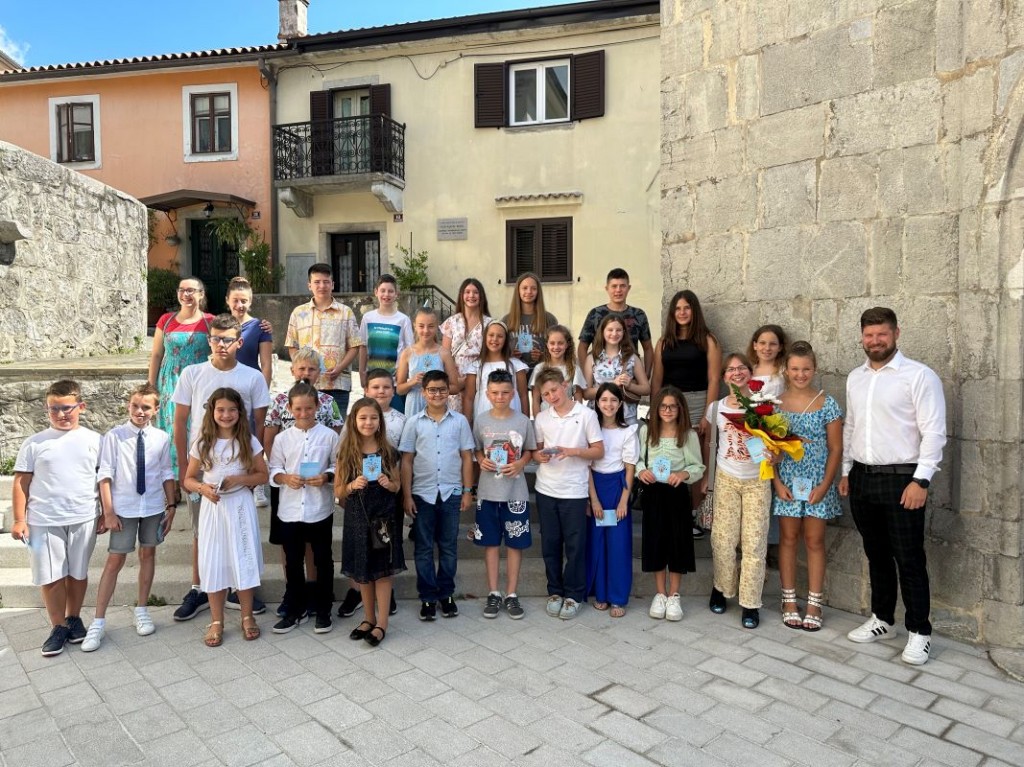 Gradonačelnik Kastva primio najbolje učenike