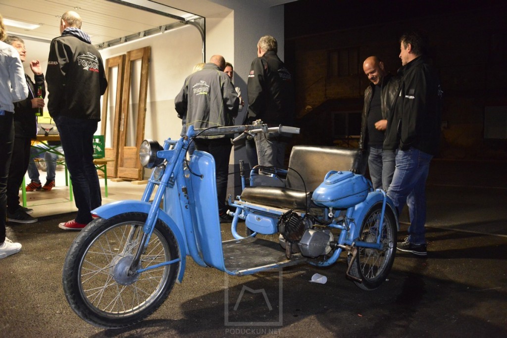 [FOTO/VIDEO] Raritetna Tomos trokolica povezala slovenski Bač i Poljane ...