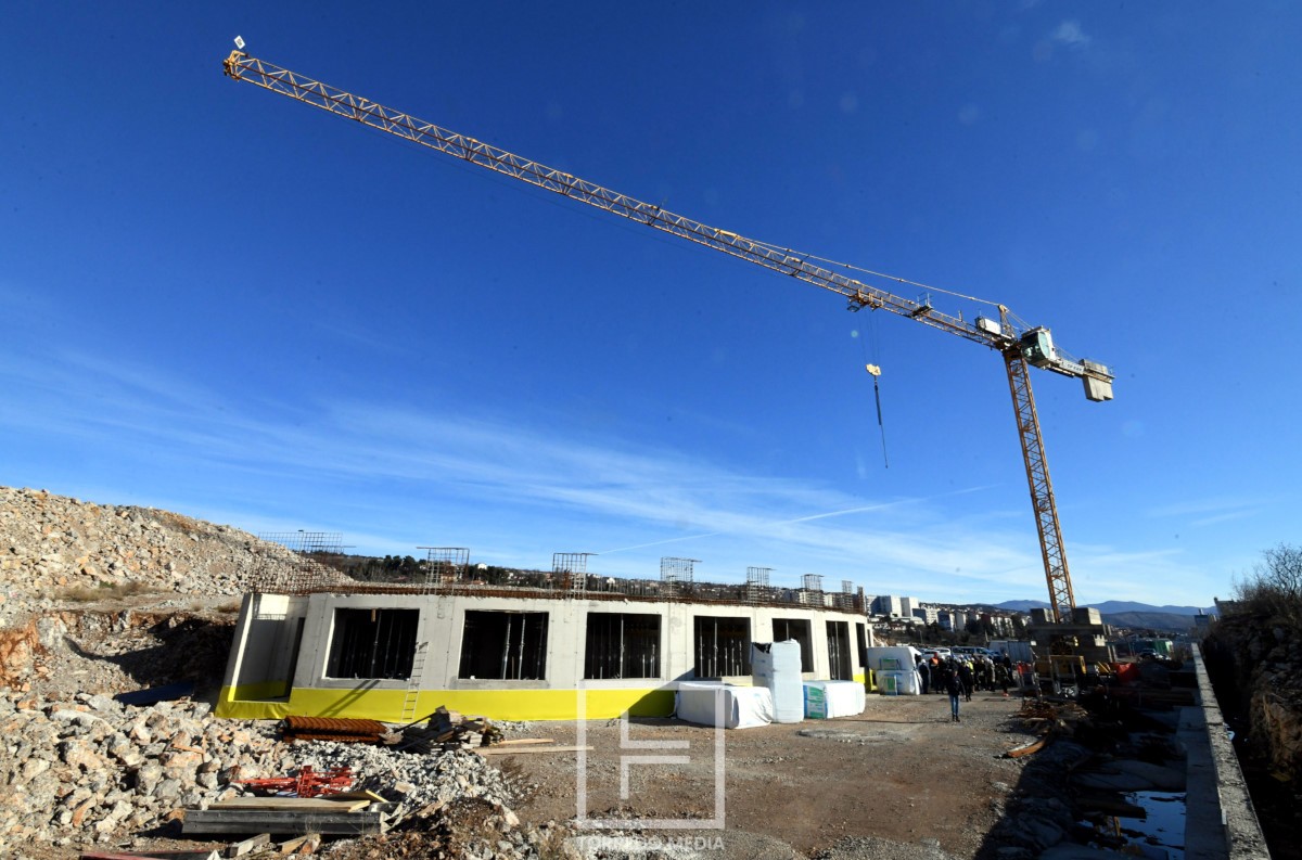 Do kraja 2025. godine očekuje se izgradnja Zdravstvenog centra Rujevica ...